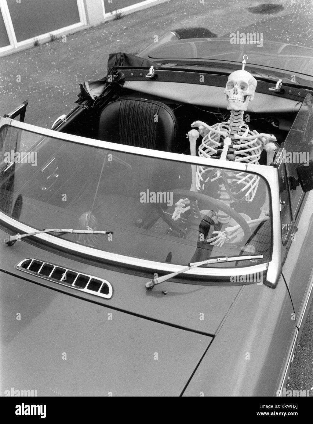 Skeleton car driver hi-res stock photography and images - Alamy