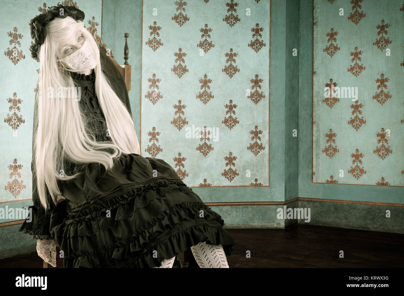 Victorian mourning doll hi-res stock photography and images - Alamy