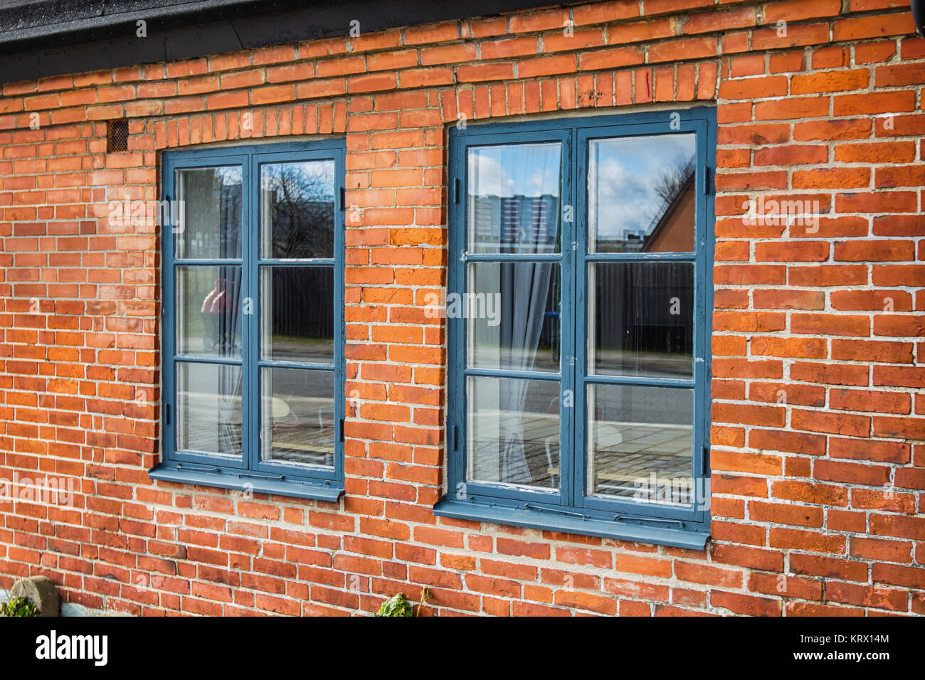 Old style brick wall Stock Photo - Alamy