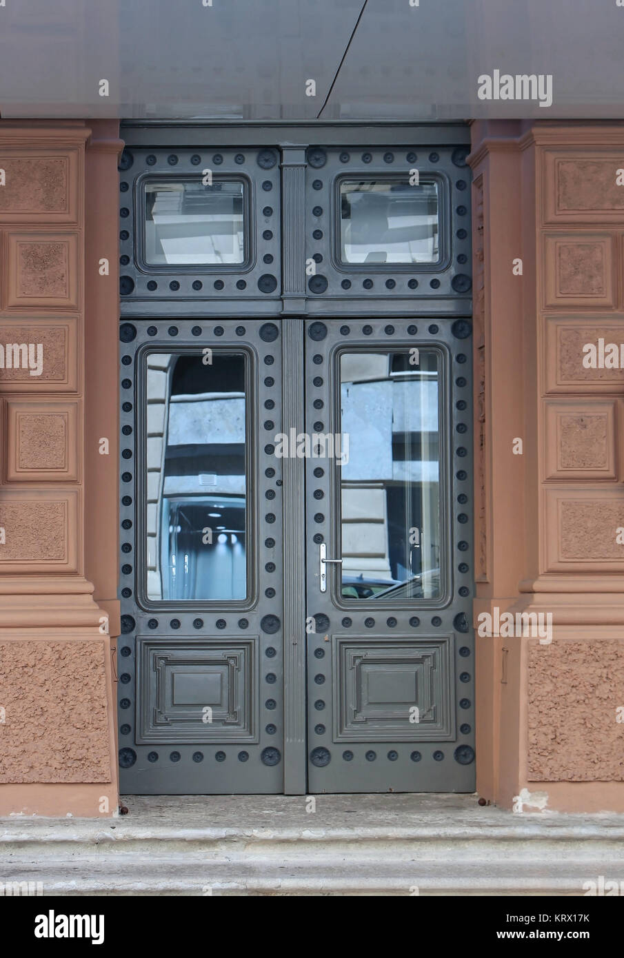Heavy metal door Stock Photo - Alamy