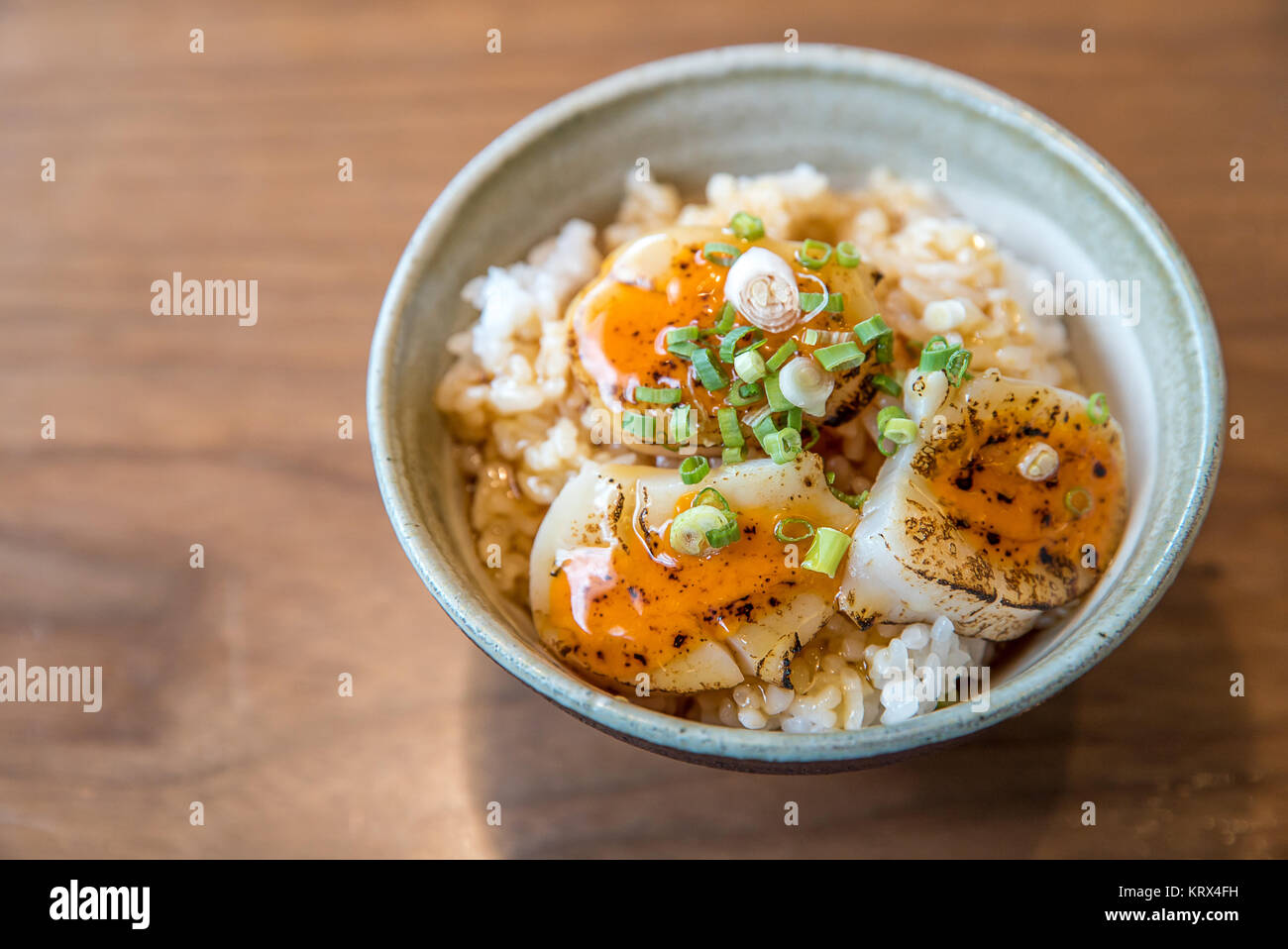 Hotate on rice Stock Photo - Alamy