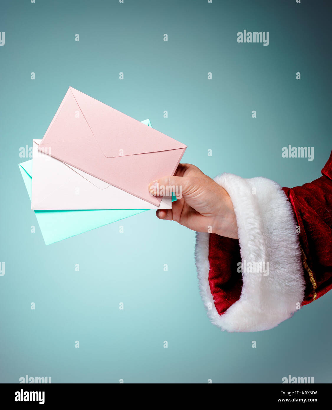 Hand Holding Tiny Package High Resolution Stock Photography and Images ...