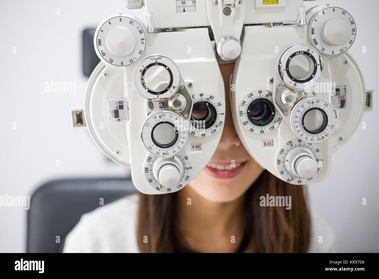 Asian doctor eye test chart hi-res stock photography and images - Alamy