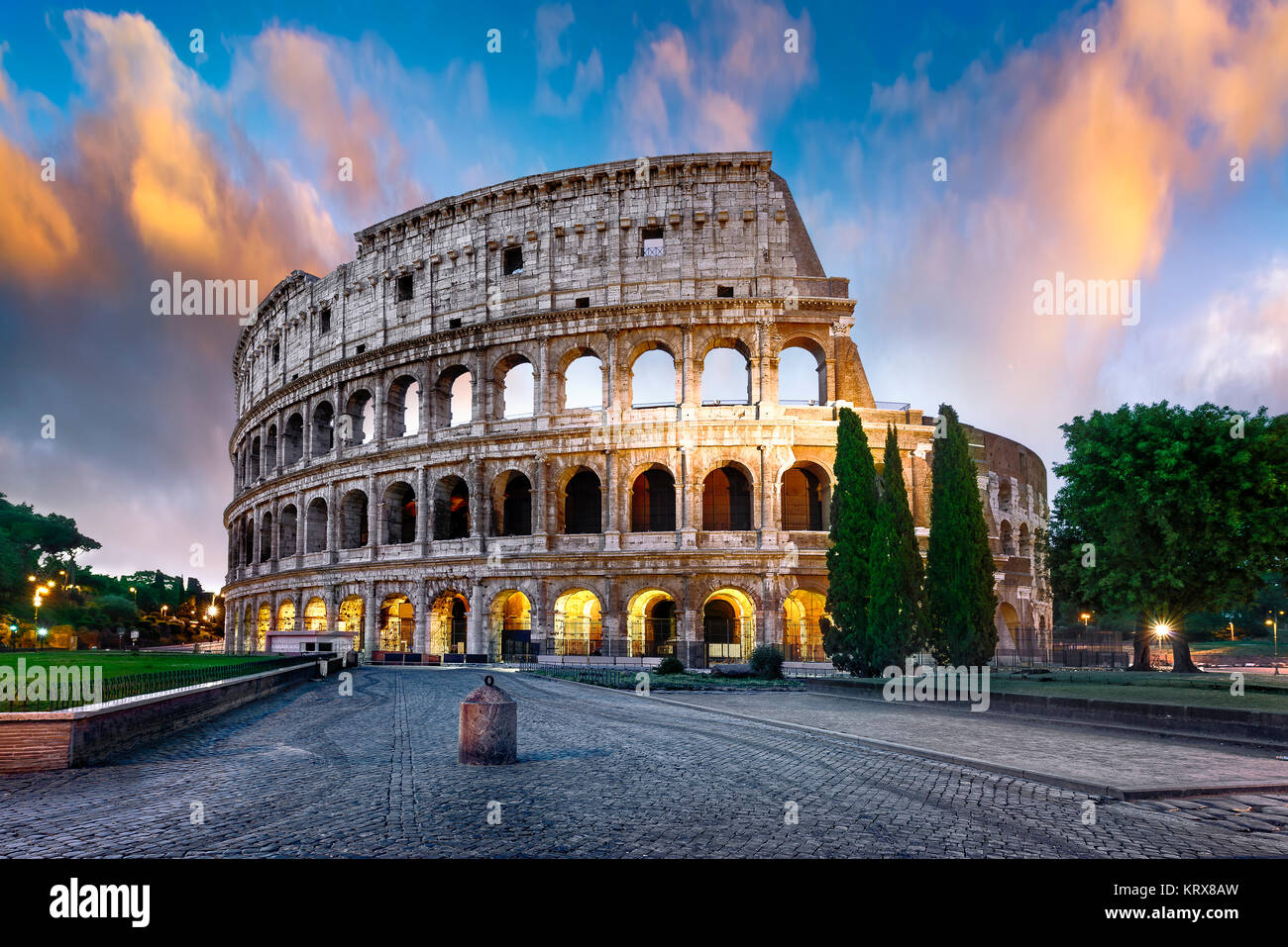 Summer day in rome hi-res stock photography and images - Alamy