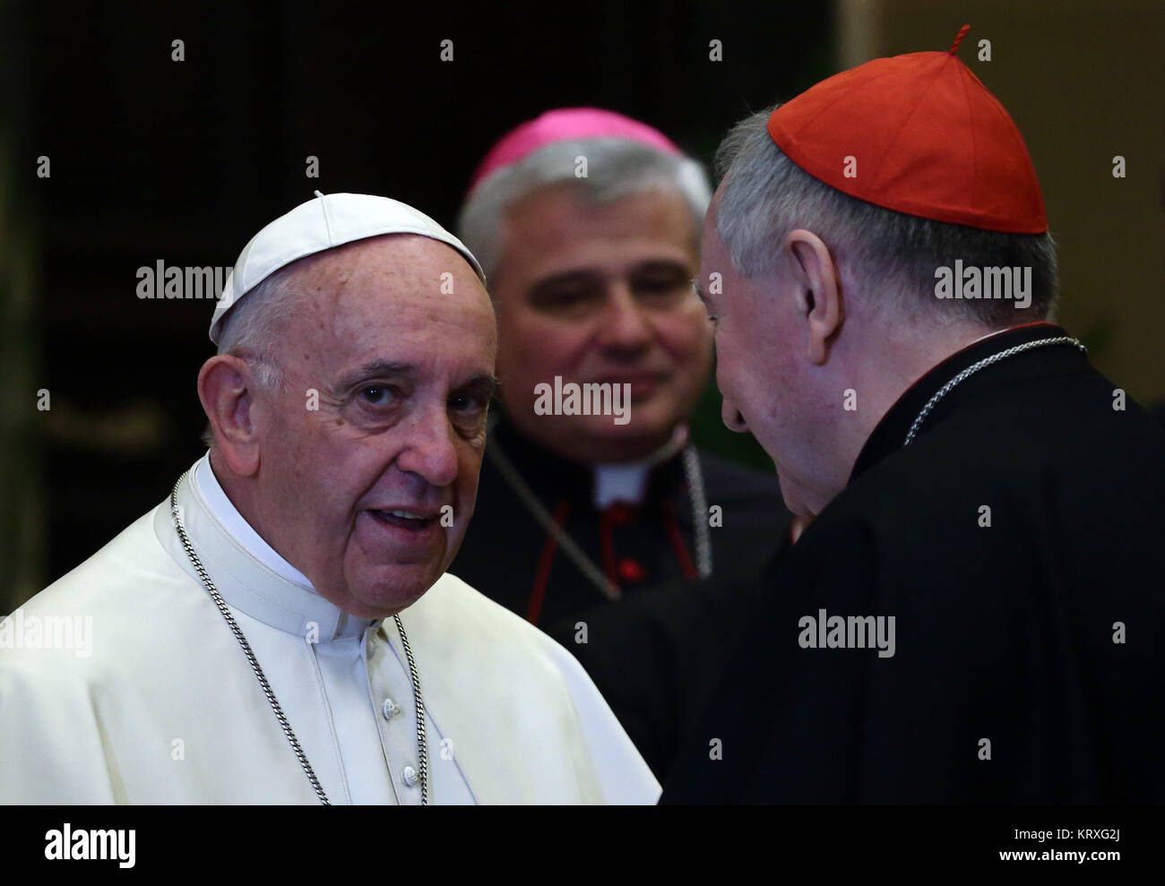 Vatican. 21st December, 2017. POPE FRANCIS attends the ceremony of the ...