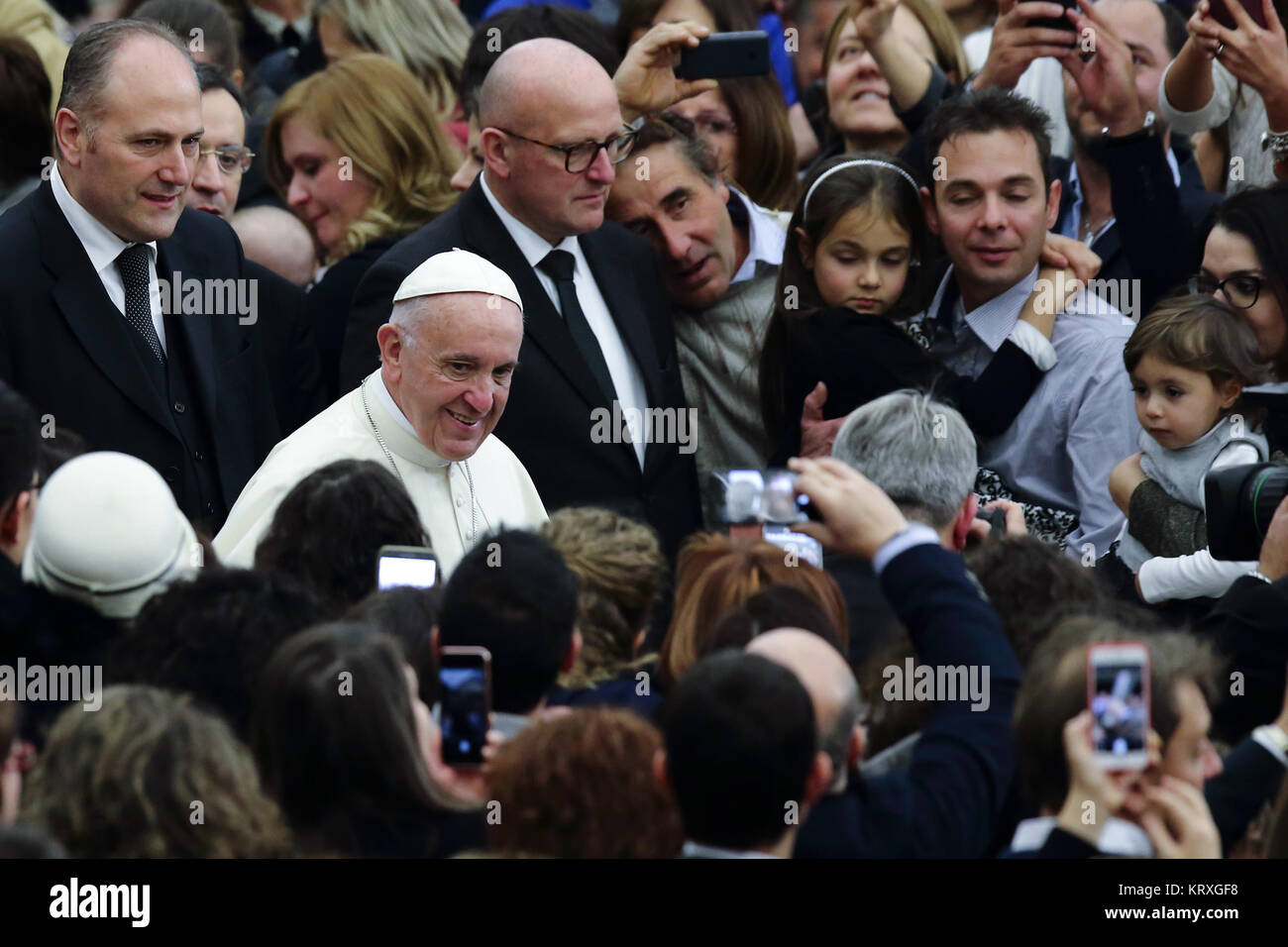 Vatican. 21st December, 2017. POPE FRANCIS during the audience for the ...