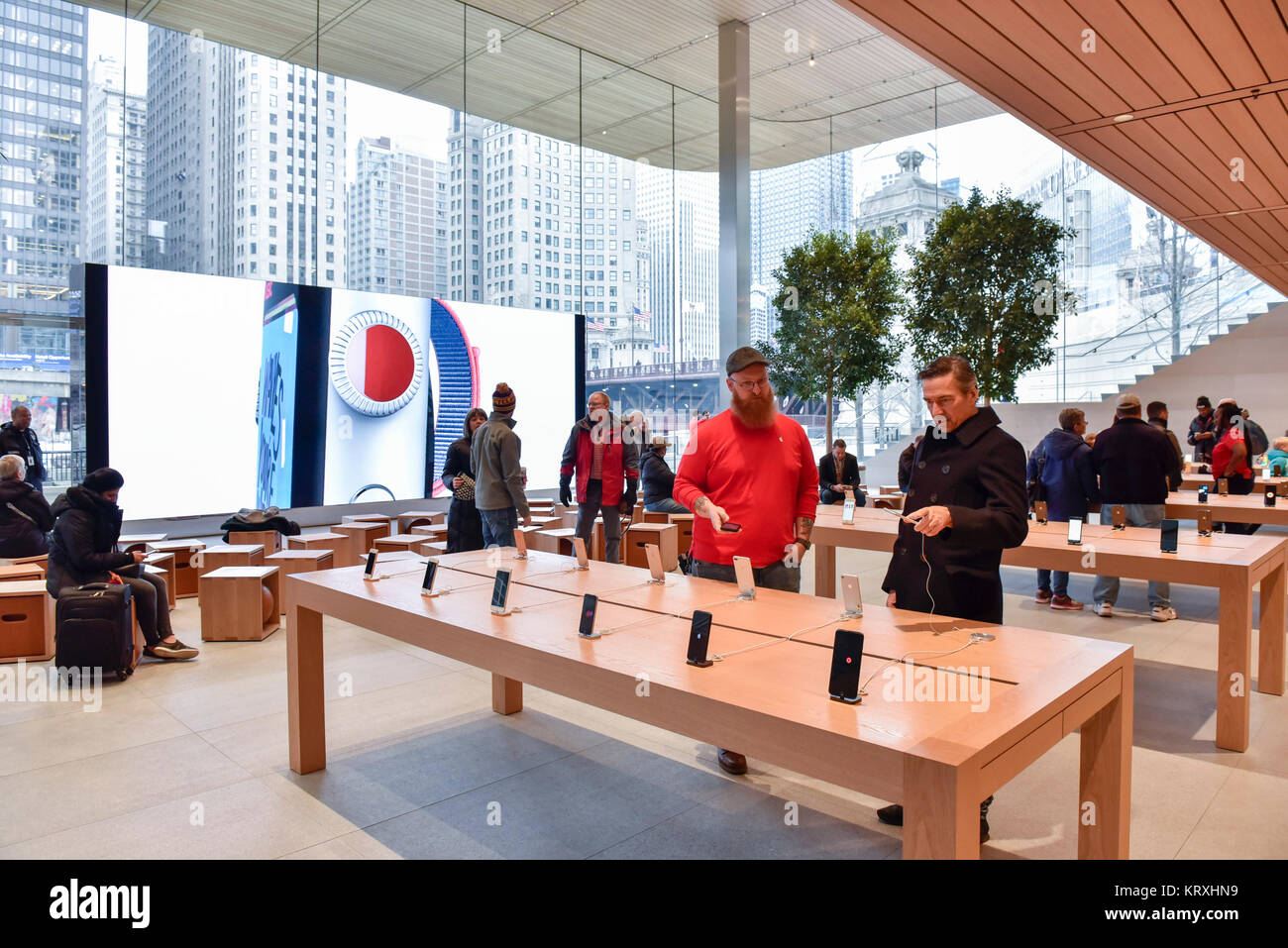 Chicago, USA. 21 December 2017. The new flagship Apple store, on the ...