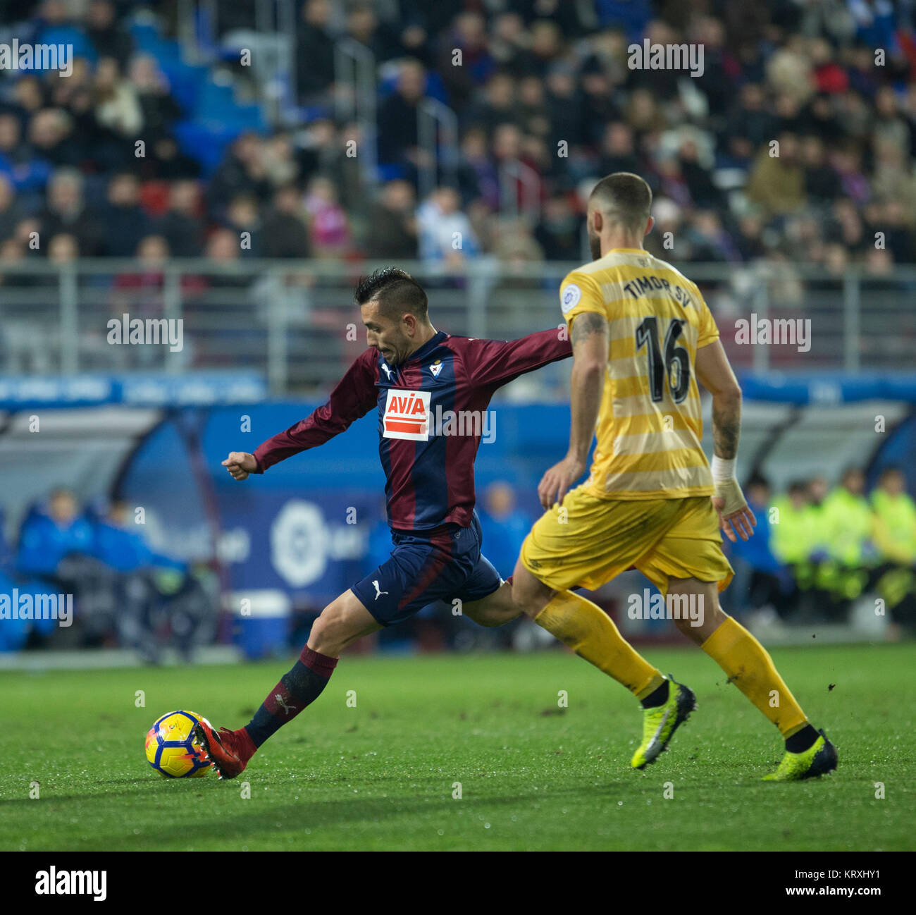 Eibar, Spain. 21st Dec, 2017. (19) Charles Dias de Oliveira, (16) Timor ...
