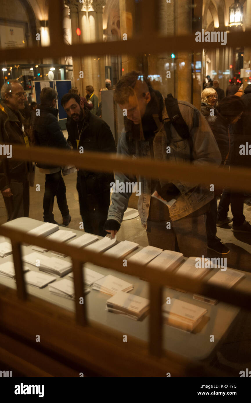 Political party ballots hi-res stock photography and images - Alamy