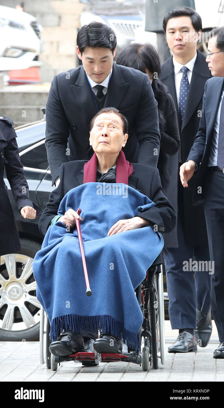 22nd Dec, 2017. Lotte founder at final trial Wheelchair-bound Lotte ...