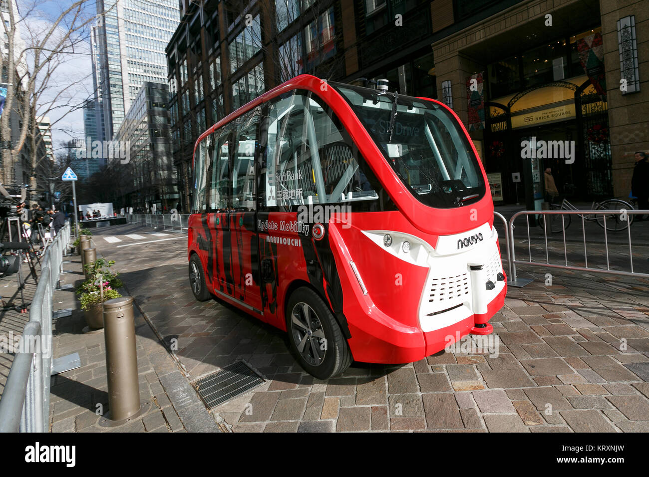 Tokyo, Japan. 22nd Dec, 2017. A self-driving electric shuttle bus Navya ...