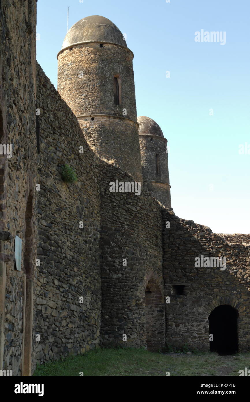 the fasiledas palace of gonder in ethiopia Stock Photo - Alamy