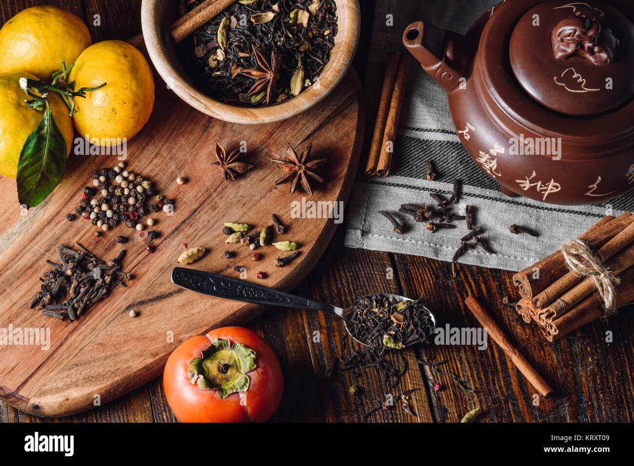 Ingredients for Masala Chai Stock Photo - Alamy