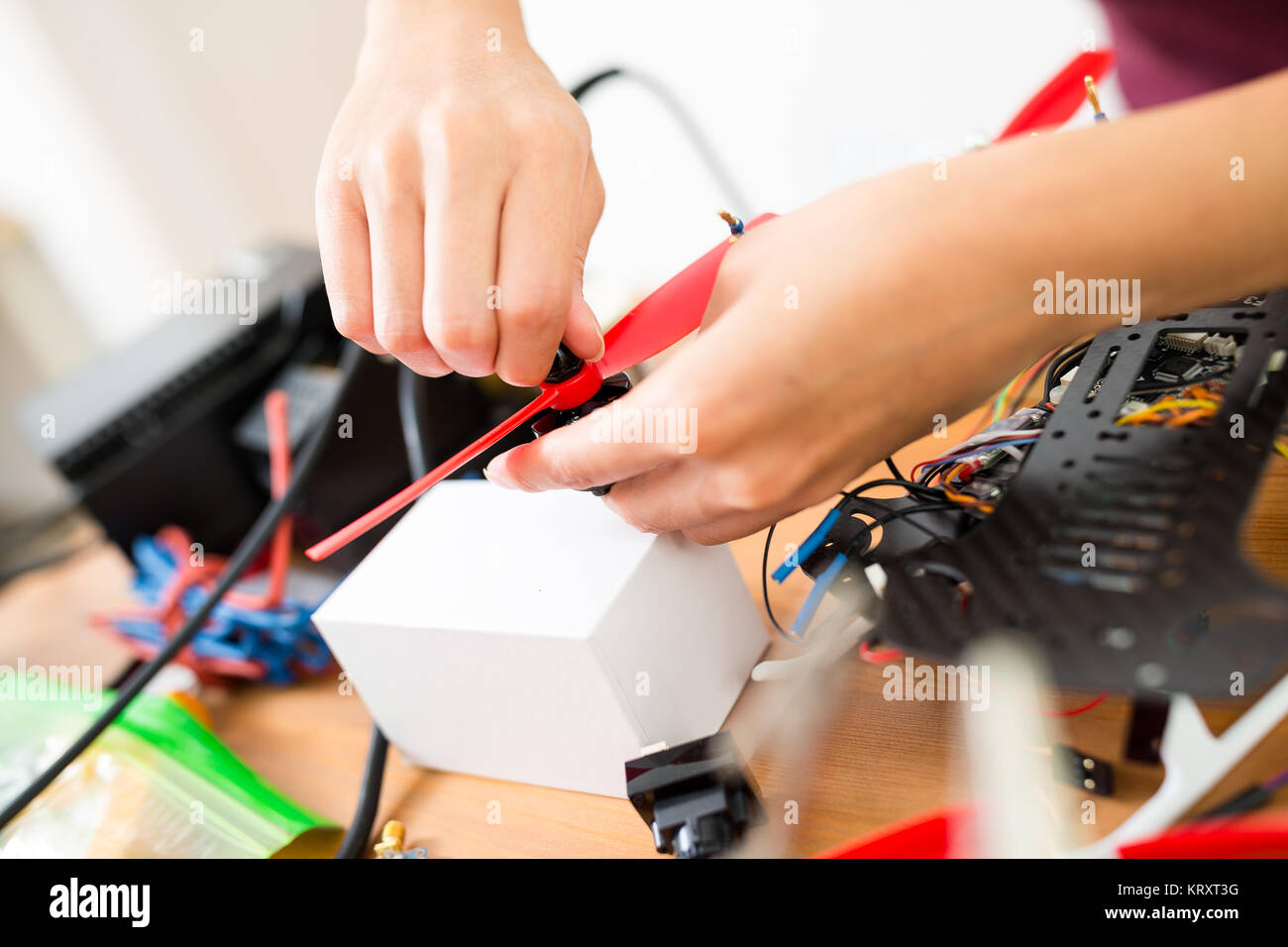 Woman install with the drone Stock Photo - Alamy Woman install with the drone Stock Photo - Alamy