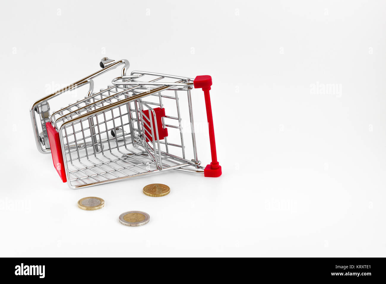 Empty shopping cart Stock Photo - Alamy