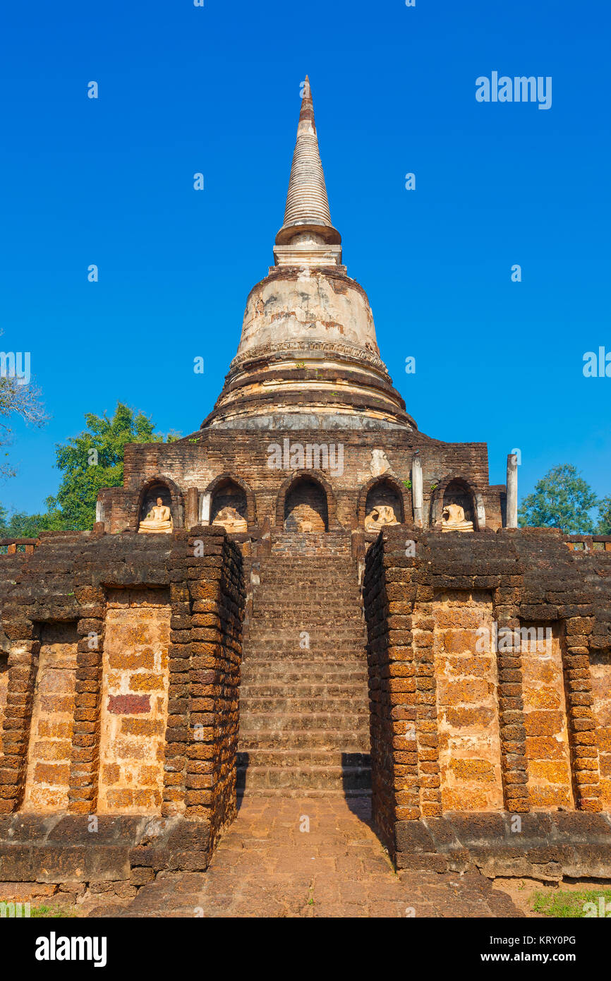Wat Chang Lom Temple at Si Satchanalai Historical Park, a UNESCO world ...