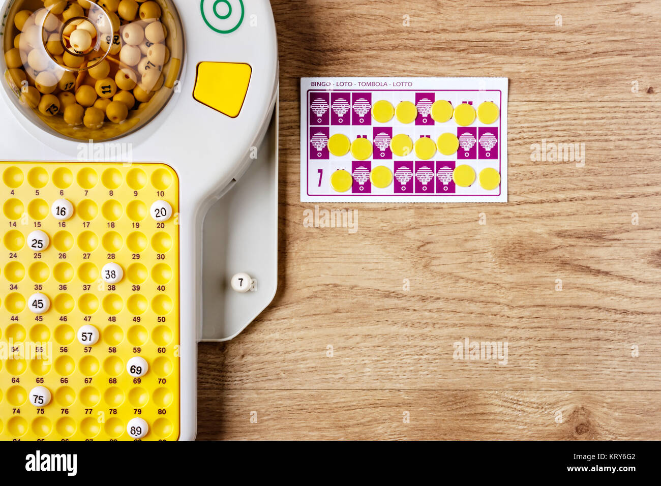 Bingo ball spinner hi-res stock photography and images - Alamy