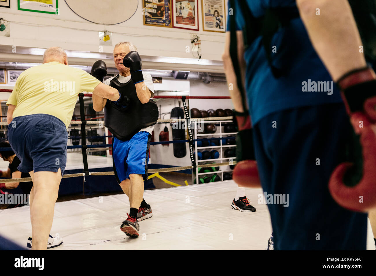 Senior men boxing Stock Photo - Alamy