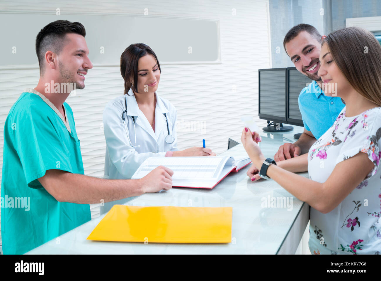 Group of dentist students practicing Stock Photo - Alamy