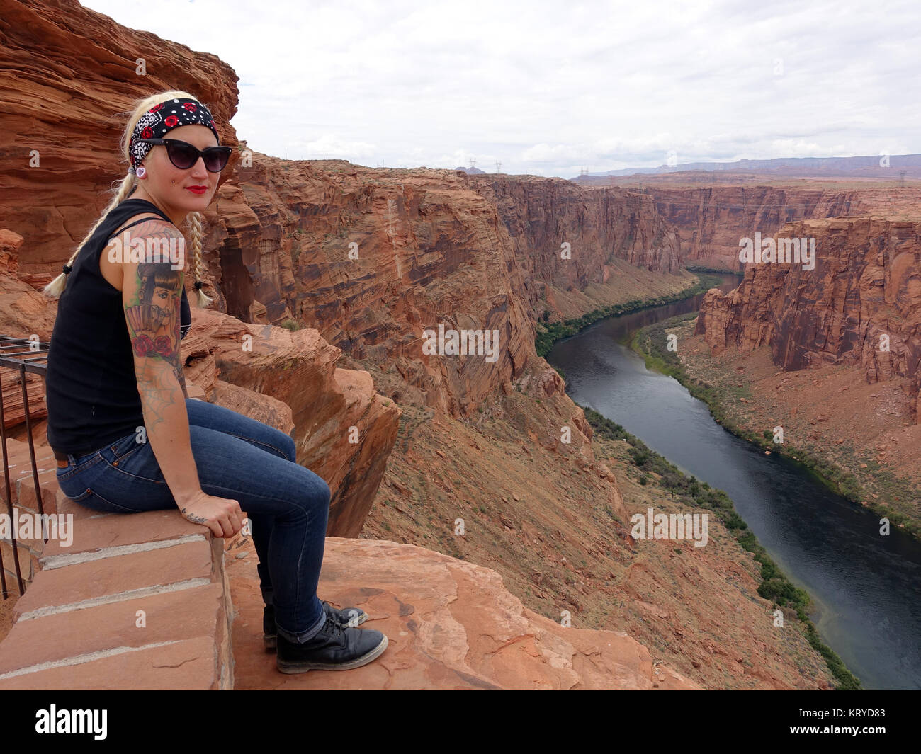 Aussichtspunkt Glenn Canyon Dam Overlook mit Blick auch Lake Powell ...