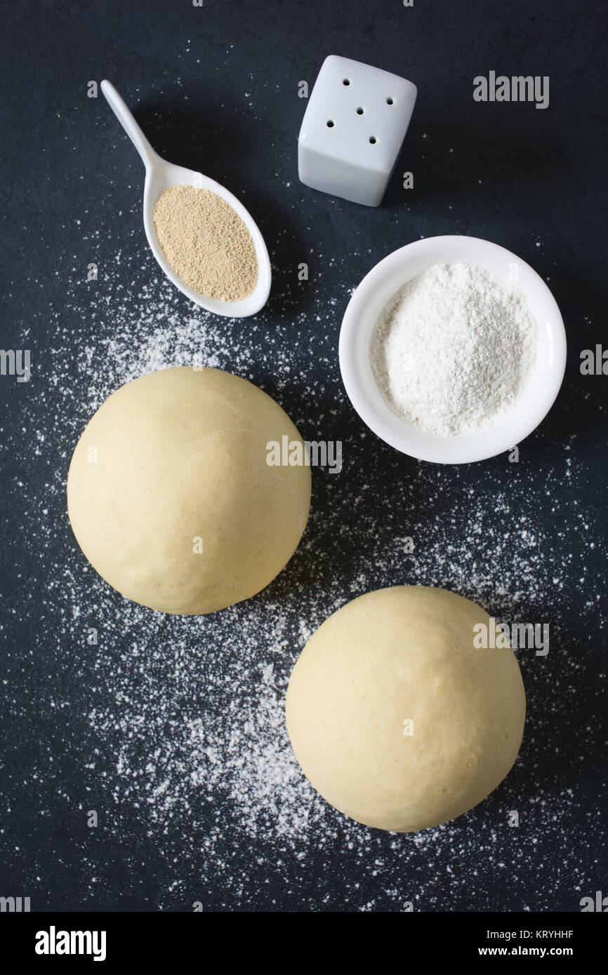 Risen or Proved Yeast Dough Stock Photo - Alamy