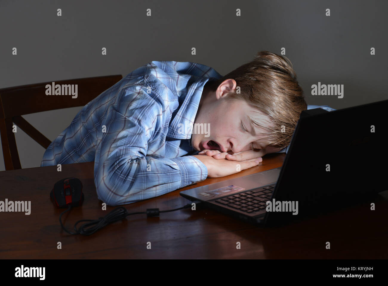 Youngster, computer, sleep, Jugendlicher, Computer, Schlaf Stock Photo ...