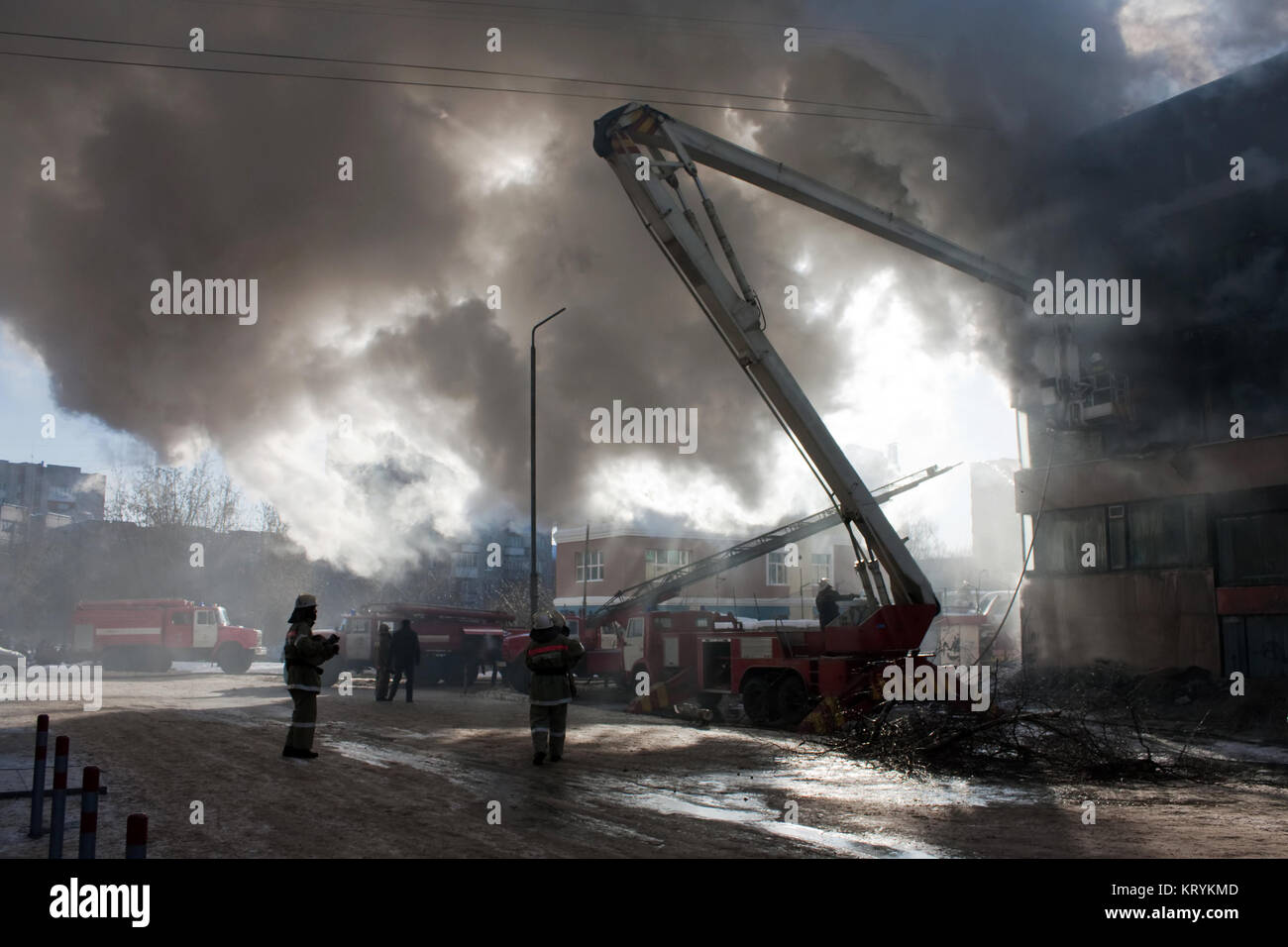 Burning fire smoke firefighter emergency service Stock Photo - Alamy