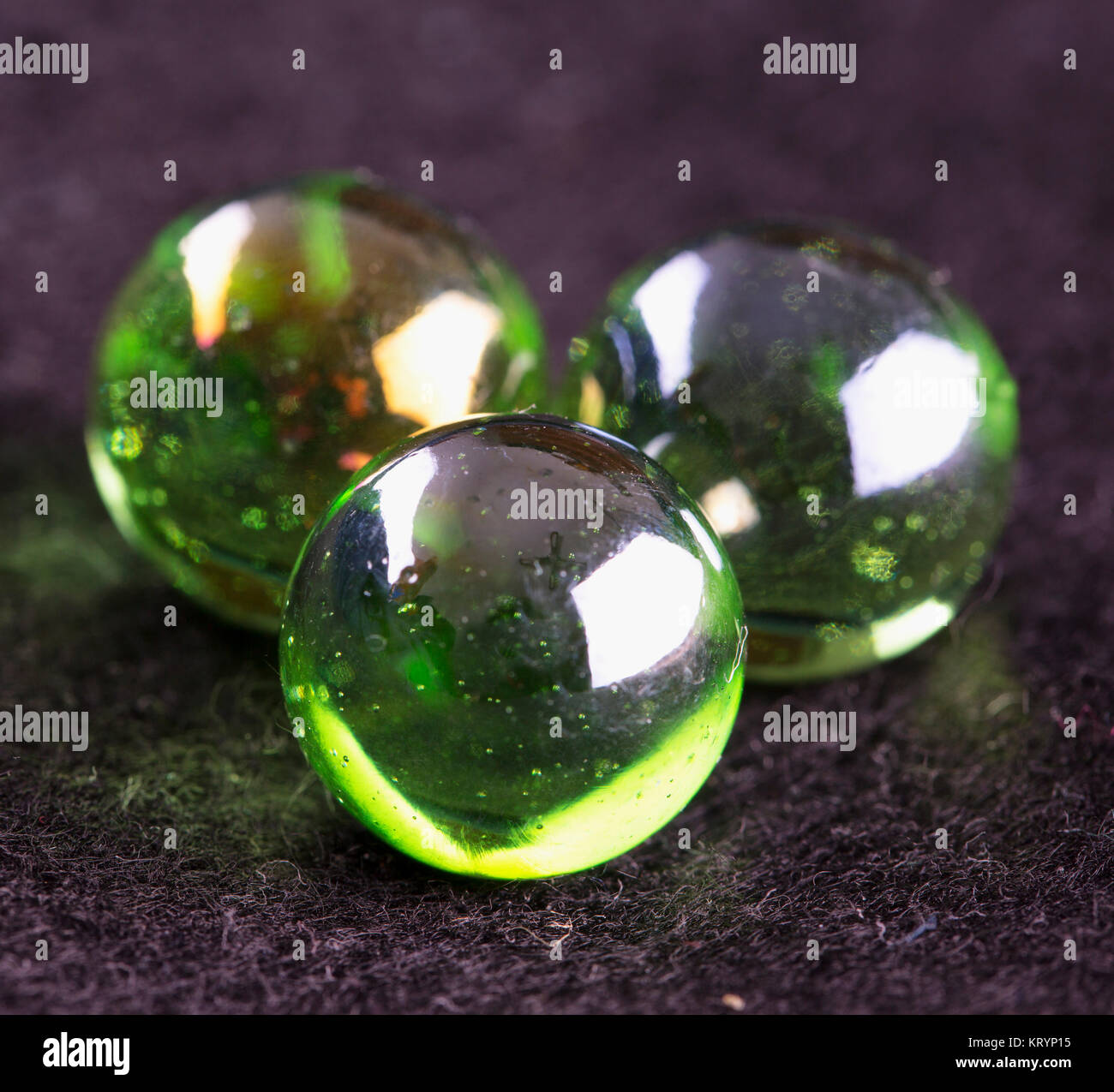 Big green glass marble hi-res stock photography and images - Alamy