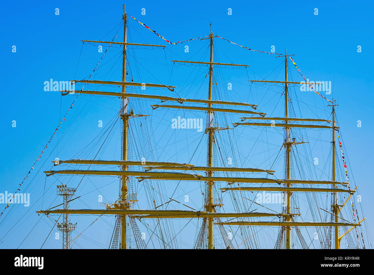 Barque rigged vessel hi-res stock photography and images - Alamy