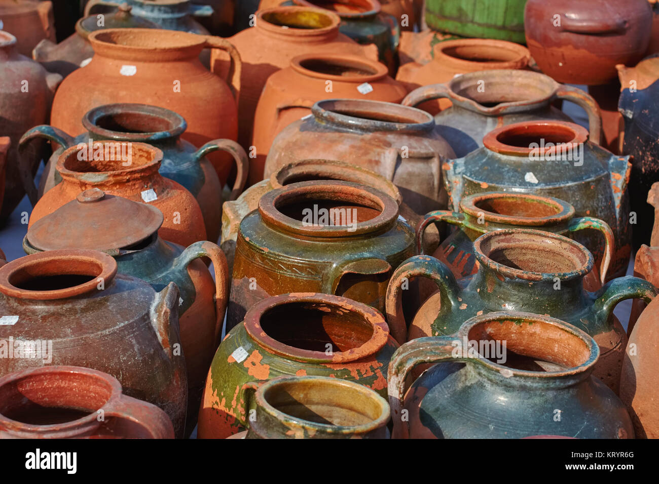 Earthen earthenware hi-res stock photography and images - Alamy