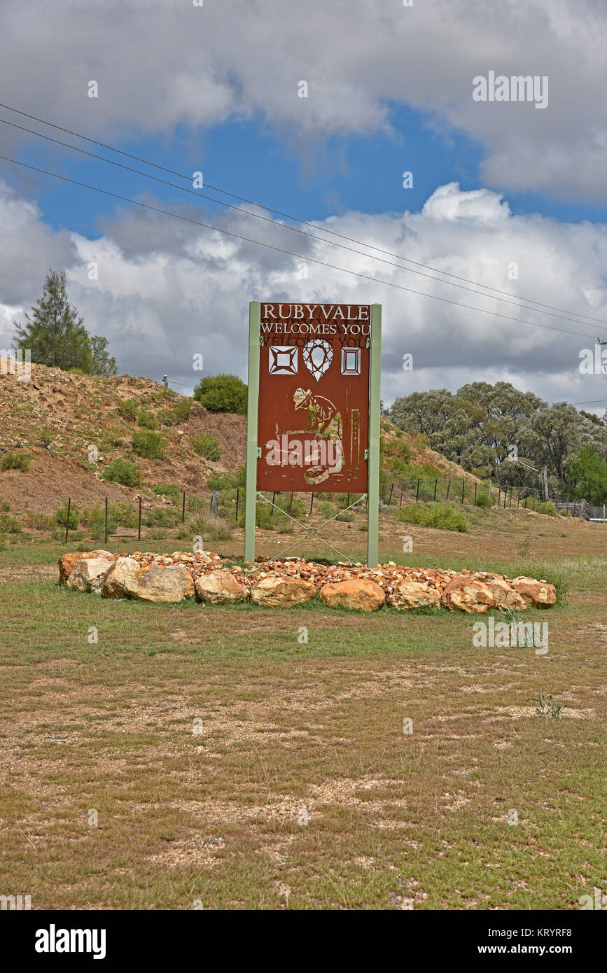 sign at entrance to rubyvale on the gemfields in queensland in ...