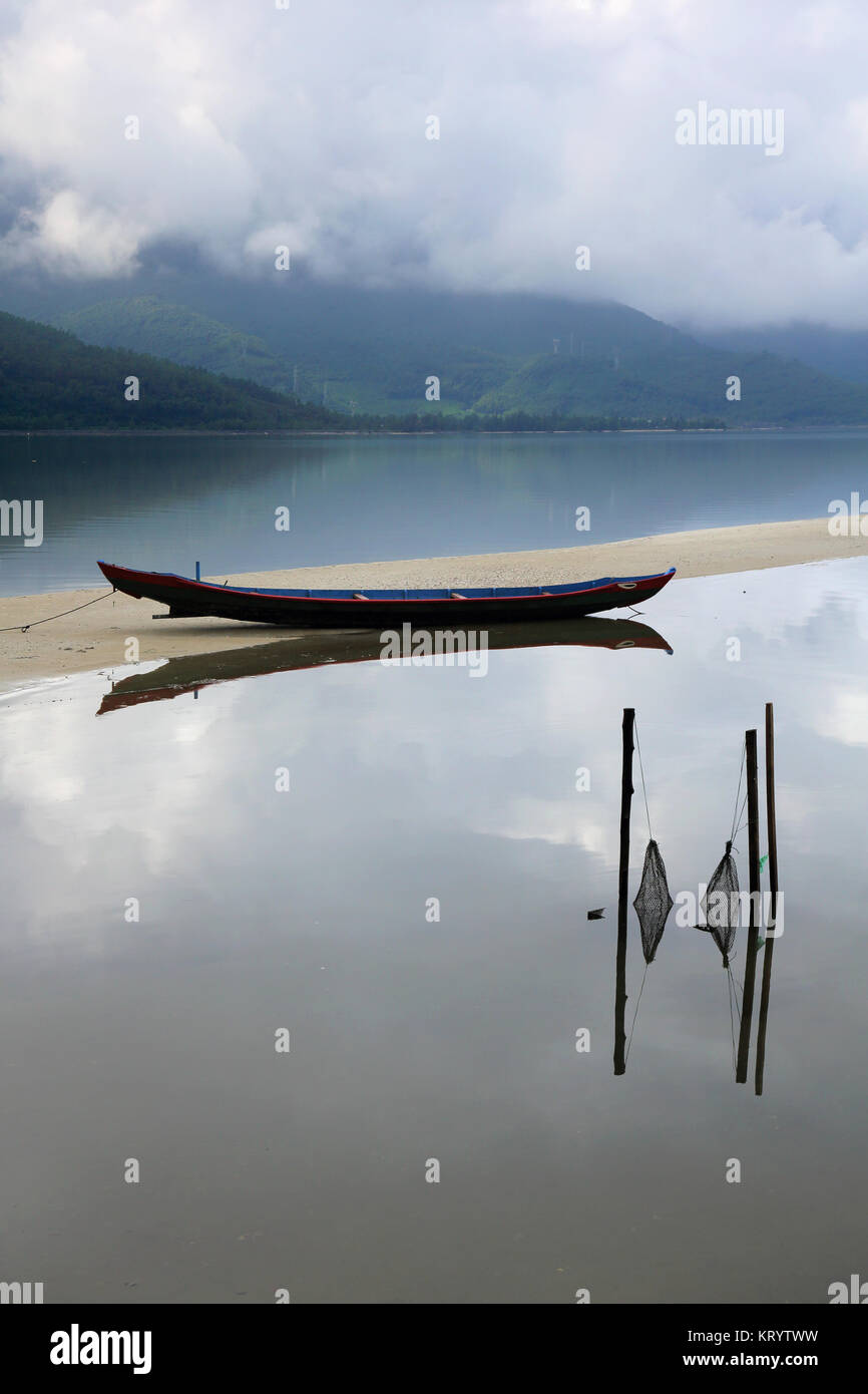 fishing village on lang co lake vietnam Stock Photo - Alamy