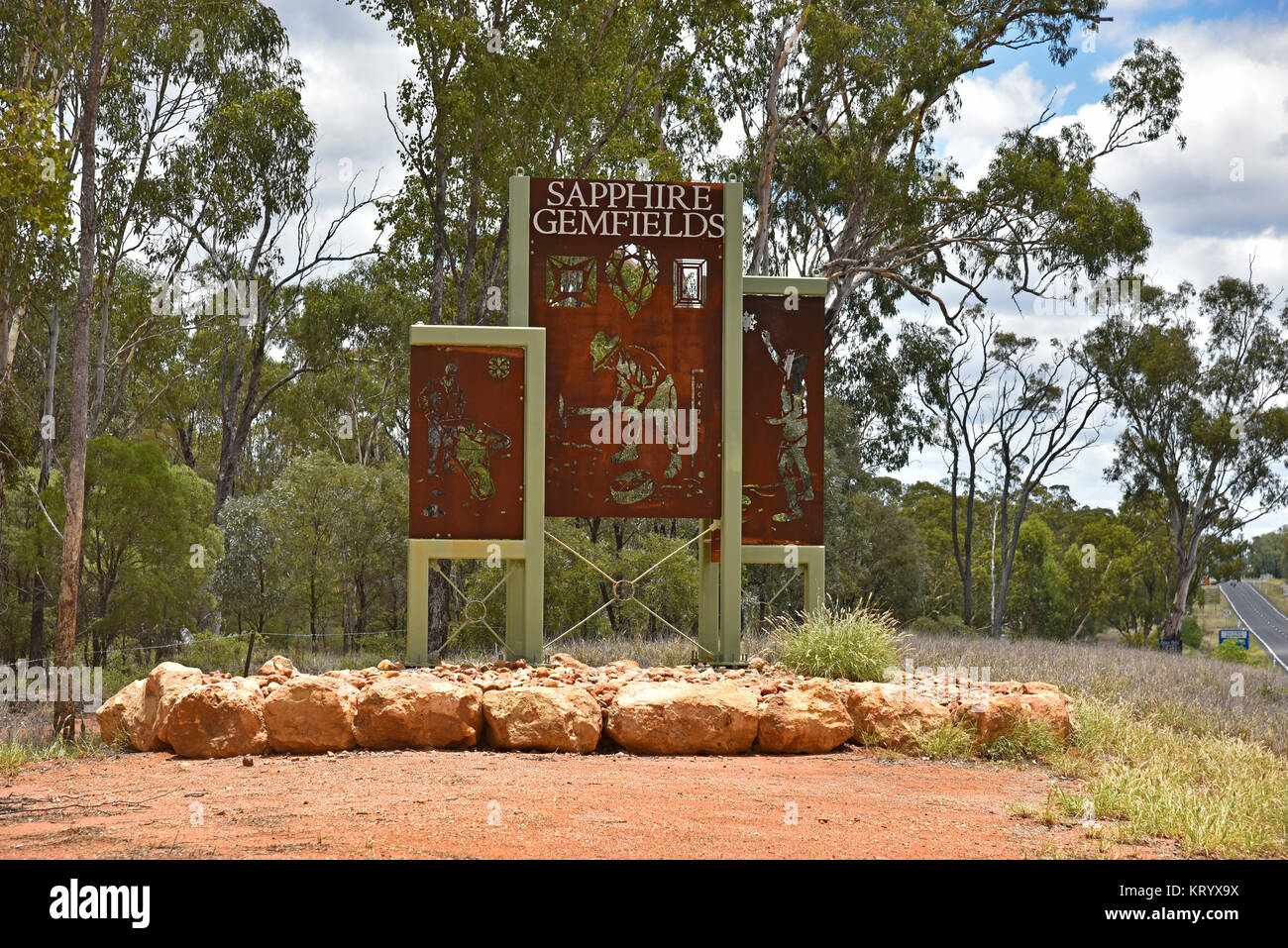 roadside sign at the entrance to Sapphire and the Sapphire gemfields in ...