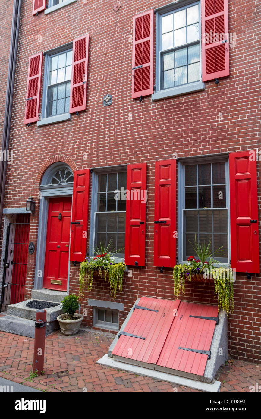 Typical american residential area hi-res stock photography and images ...
