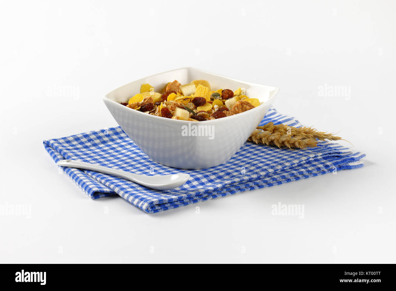 bowl of mixed breakfast cereals Stock Photo - Alamy
