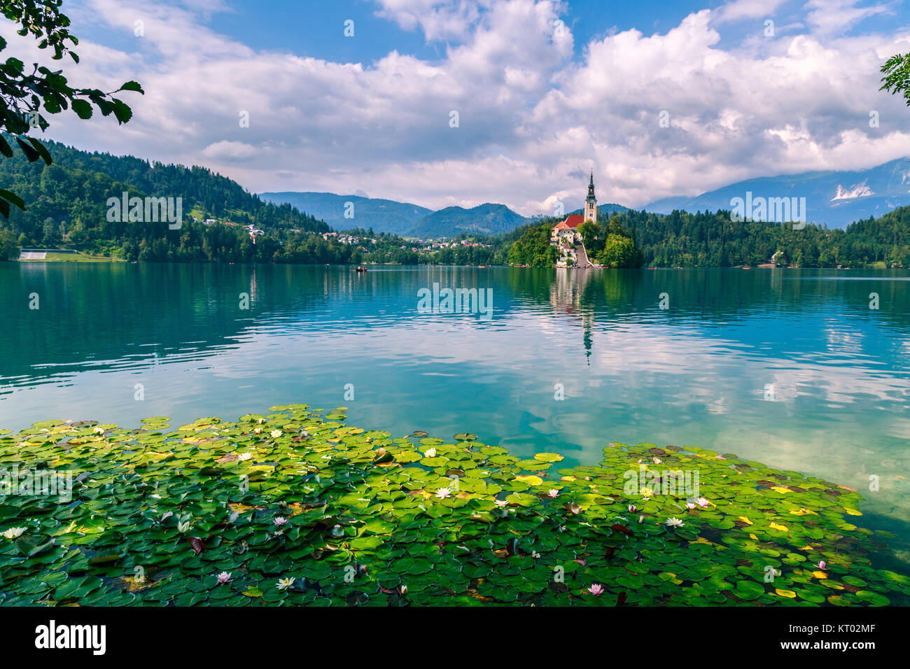 Sailing boat lake bled hi-res stock photography and images - Alamy