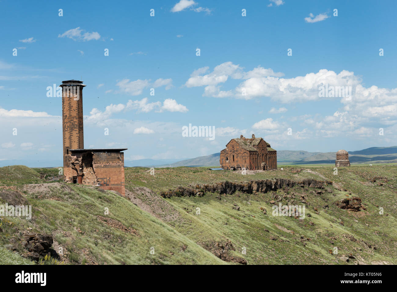 Church ruins ani people hi-res stock photography and images - Alamy