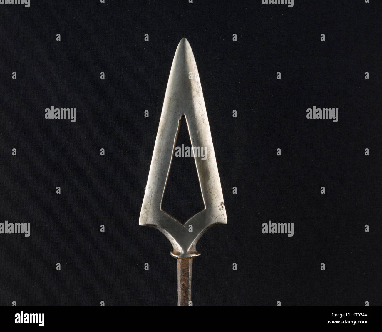 This arrowhead, labeled YanonC493, is part of the archaeological ...