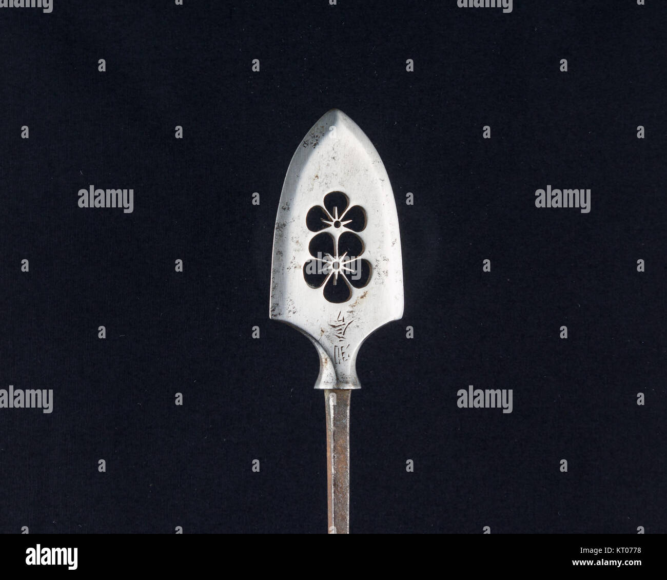 The Arrowhead (YanonC493), a vehicle or aircraft identified by its MET ...