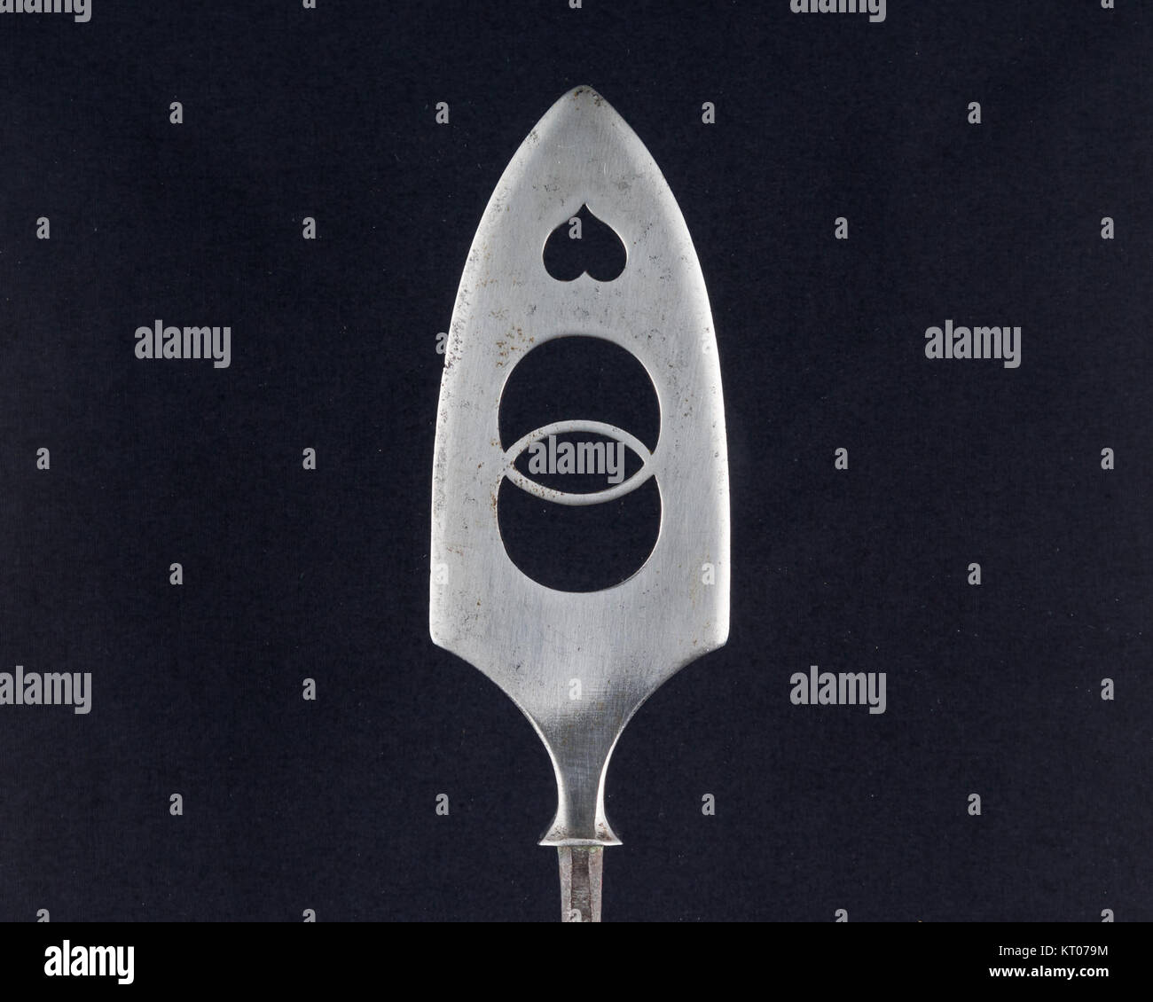 The Arrowhead (YanonC493) is a prehistoric stone tool, likely used by ...