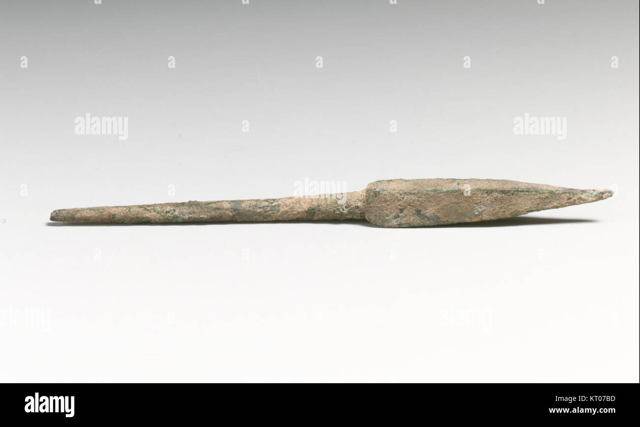 A Native American arrowhead on display at the Metropolitan Museum of ...