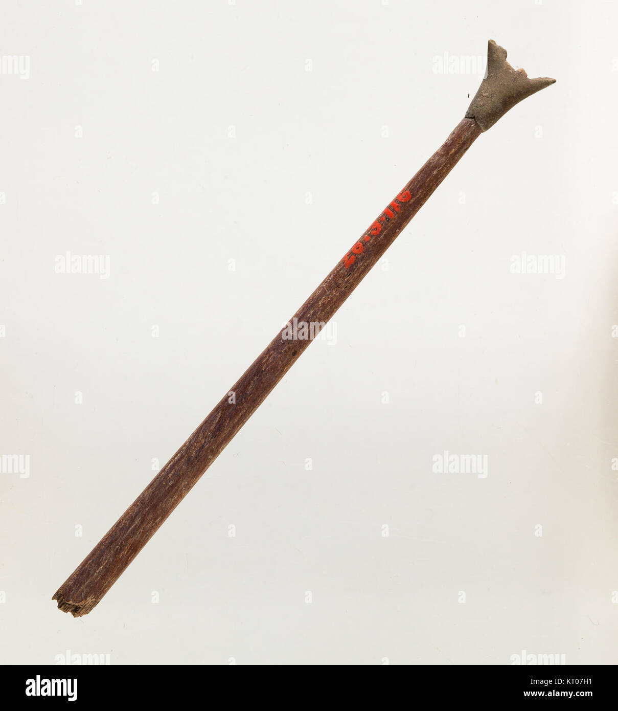 Arrow tip hi-res stock photography and images - Alamy