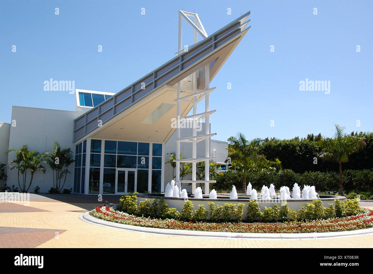 Arthrex Hauptsitz refers to the headquarters of Arthrex, a global ...