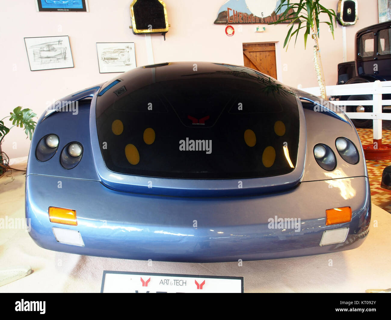 The VERA concept car, displayed at the MusÃ©e Automobile de VendÃ©e ...