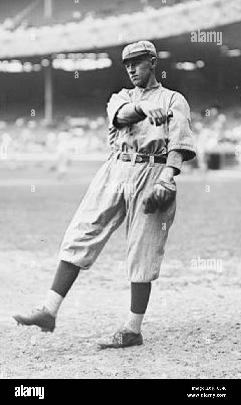 Art butler hi-res stock photography and images - Alamy