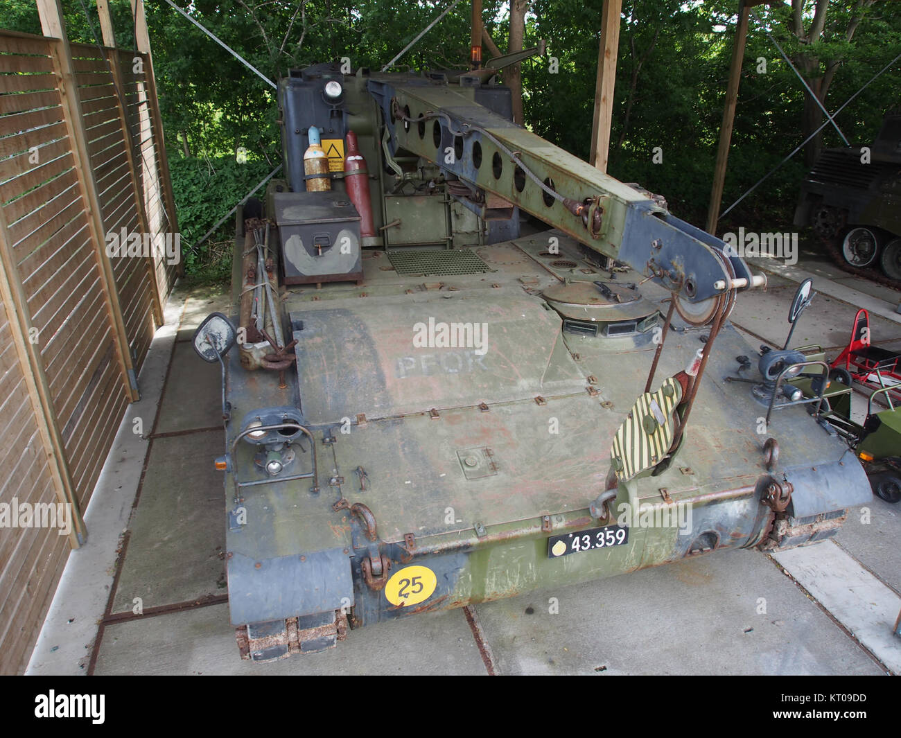 The ARV M578 is displayed in the Aalborg Forsvars- og Garnisonsmuseum ...