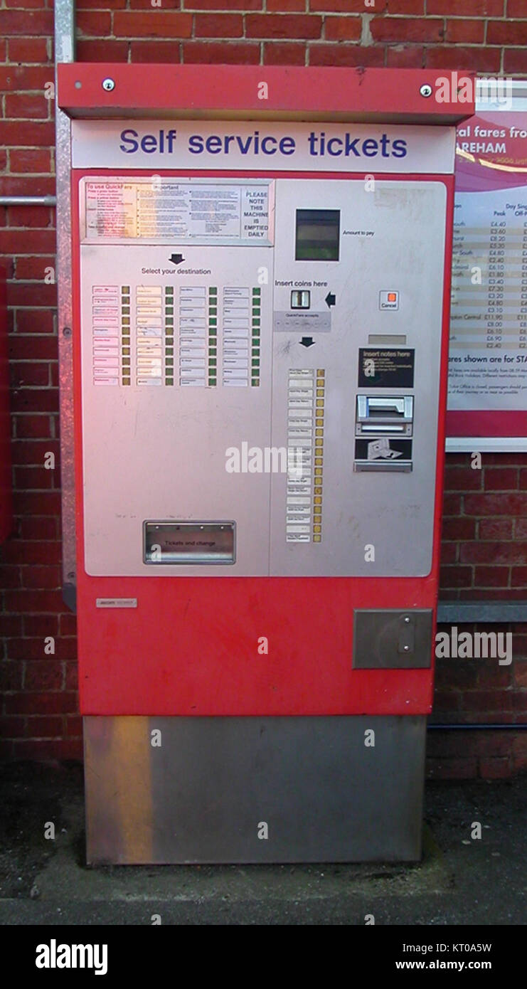 Ascom B8050 Quickfare Machine at Wareham Station (2006 Stock Photo - Alamy