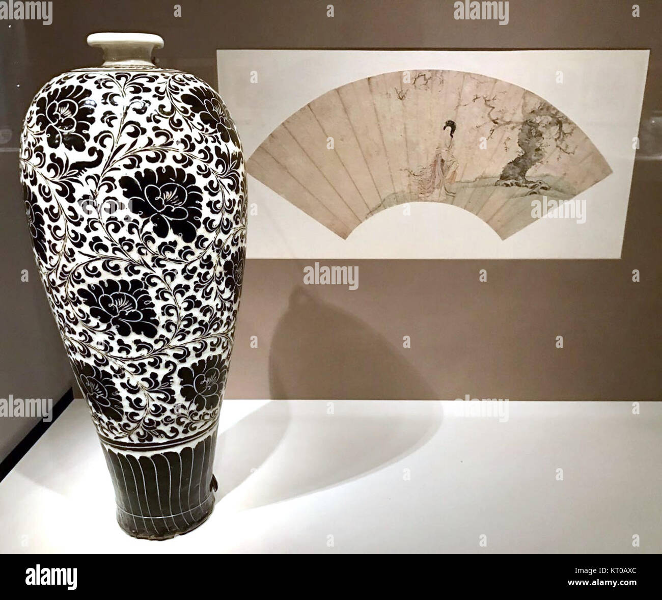 An artifact from the Asian Art Museum of San Francisco, cataloged as ...