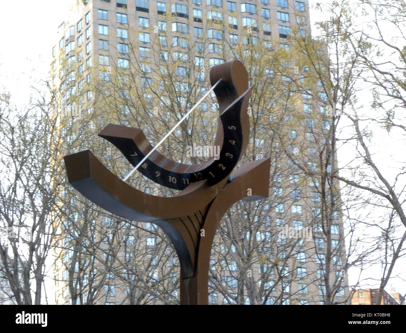 Asphalt Green sundial jeh Stock Photo - Alamy