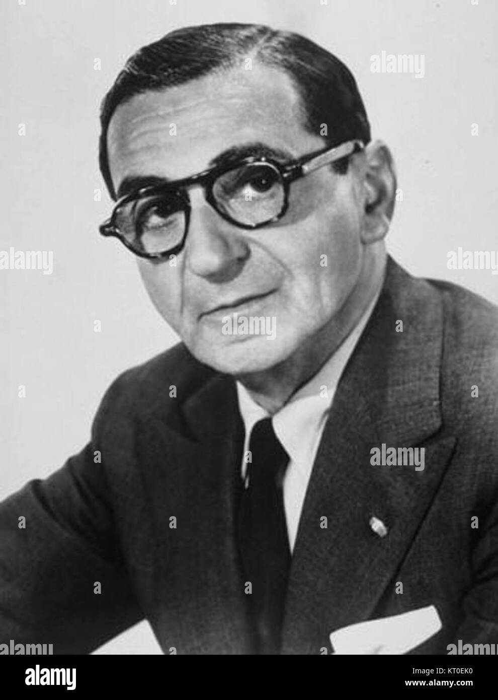 Portrait buildings hi-res stock photography and images - Alamy
